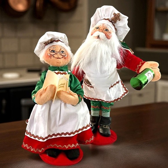Annalee | Holiday | 209 Annalee Mr Mrs Claus Gingerbread Chef Bakers ...